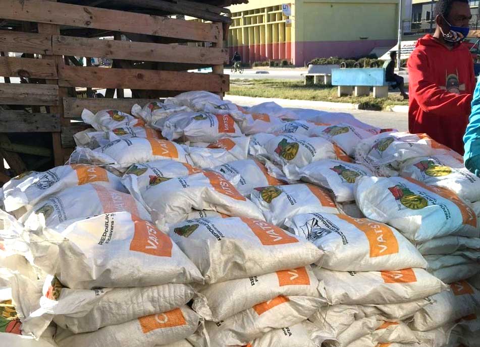 Vatsy pour les étudiants : 160 tonnes de riz, 28 000 litres d’huile et ...