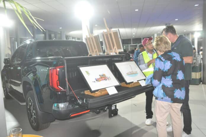 Exposition - Le Rond-Point : Quand l’art rencontre l’automobile à la ...