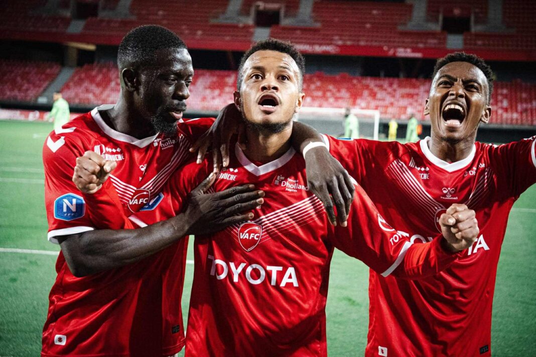 Football : El Hadary et Warren Caddy brillent en Europe